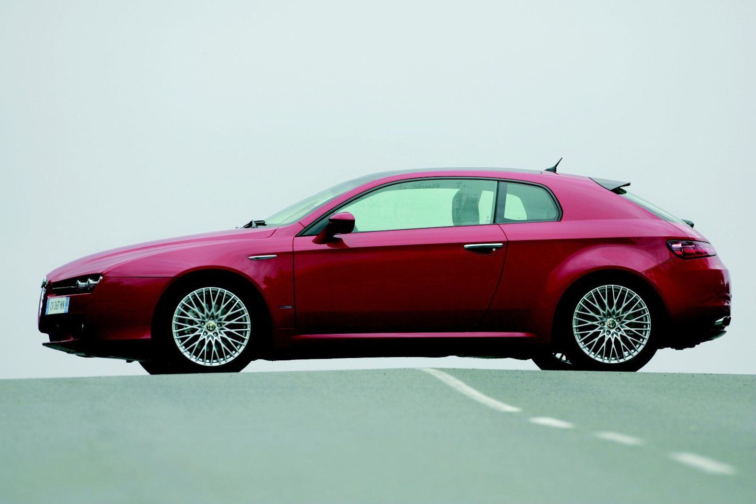 The Brera is awarded "best-looking and appealing car ever produced"
